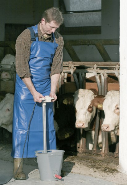 Milking and washing apron,Agric ... - Kerbl UK Ltd